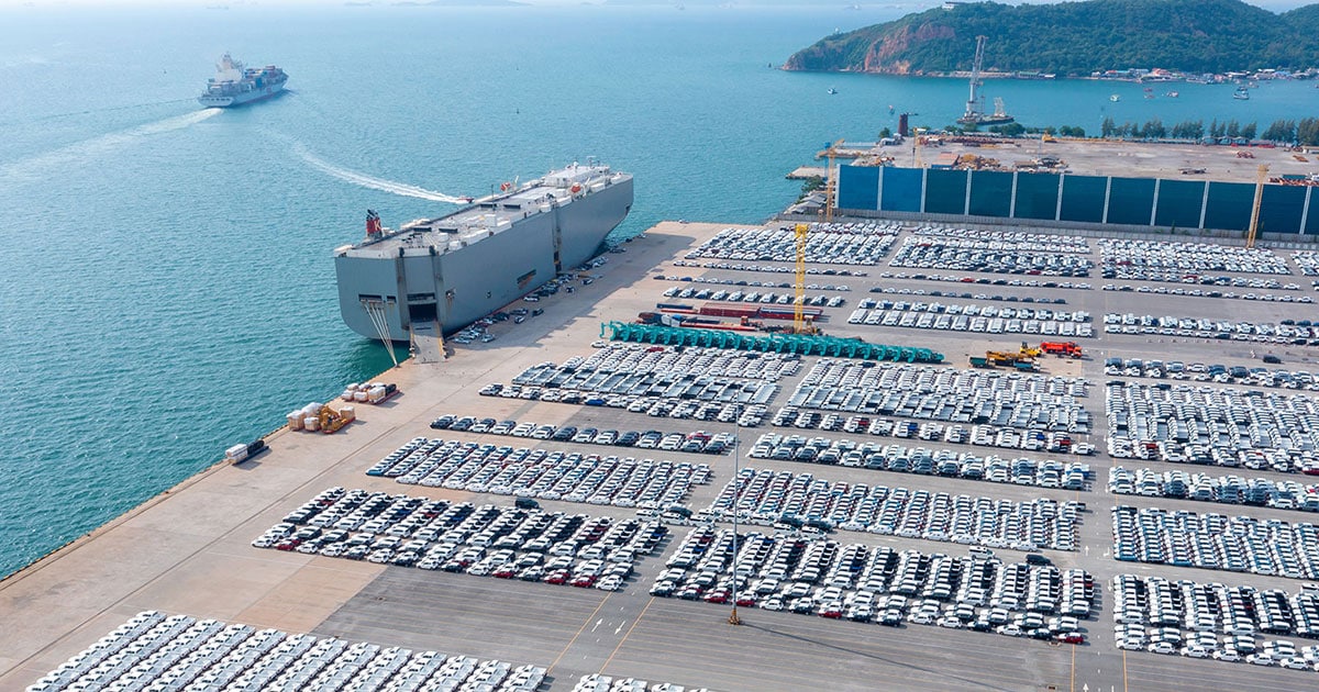 US Auto Tariffs: Timeline and Impact on the Auto Relocation Industry